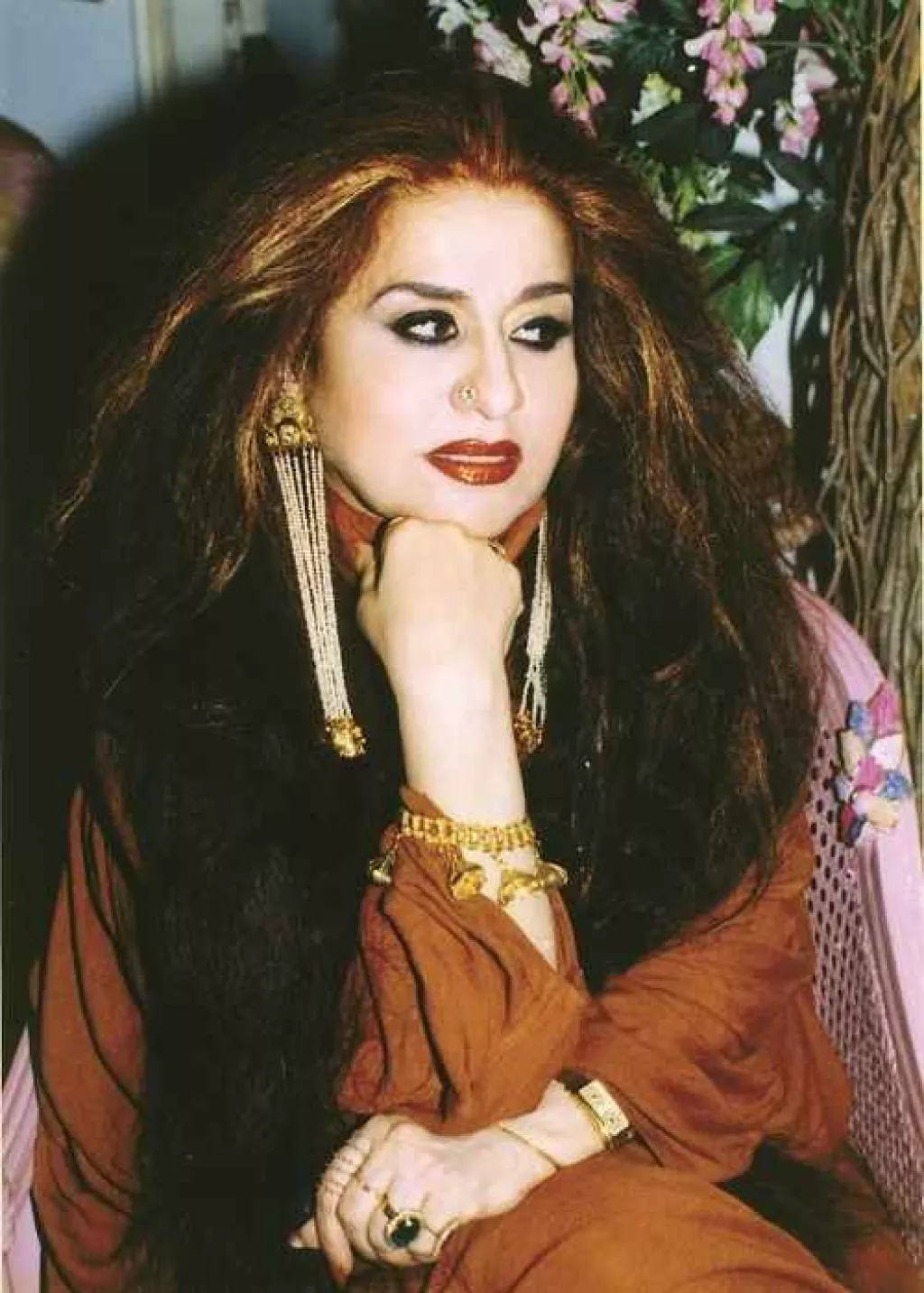 Meet Shahnaz Husain: Became A Mother At 16, Two Marriages, Rapper-Son's ...