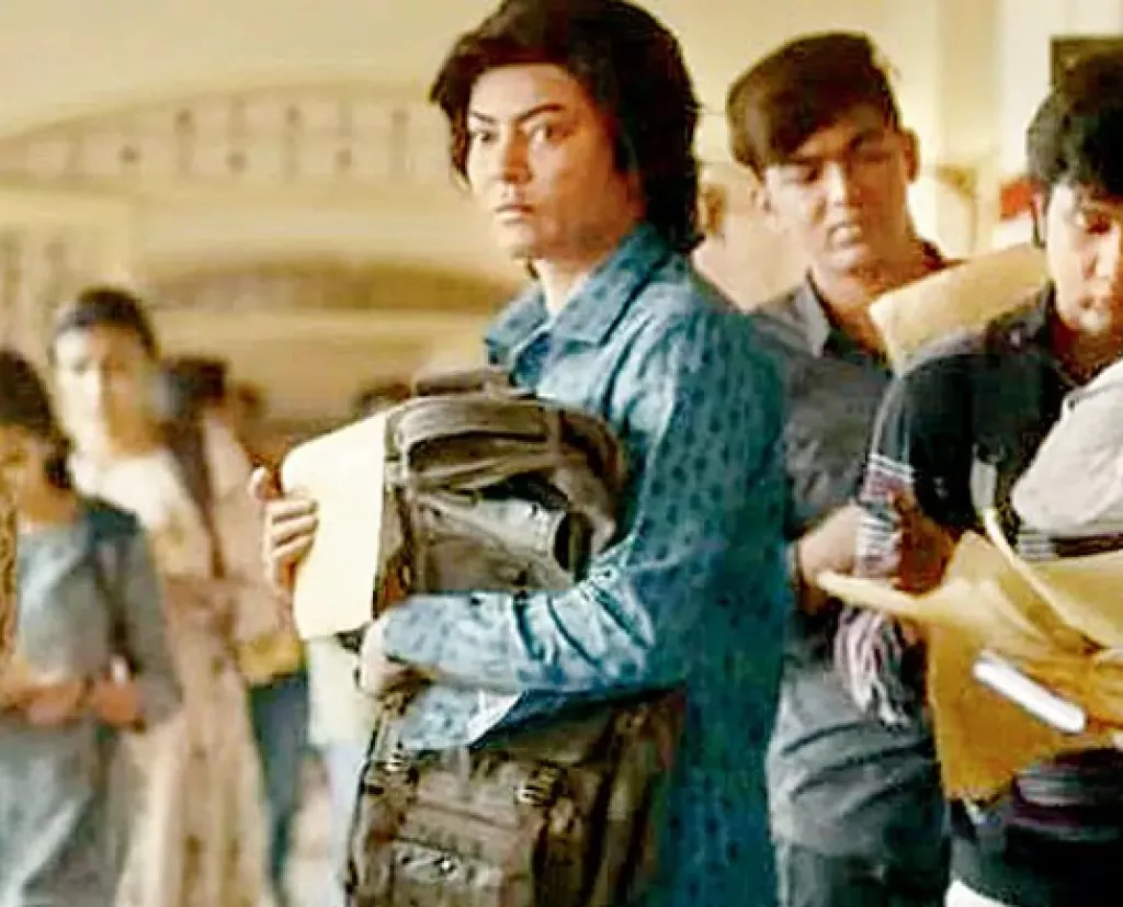 Sushmita Sen's Transformation To Play Gauri Sawant In Taali, Bandaged ...