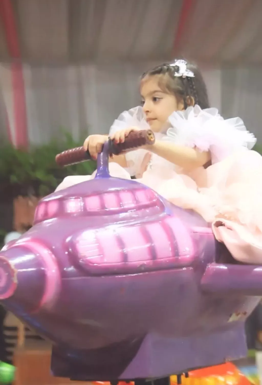 Jay Bhanushali Gets Embarrassed As He Wears A Pink Maxi Dress, Netizen ...