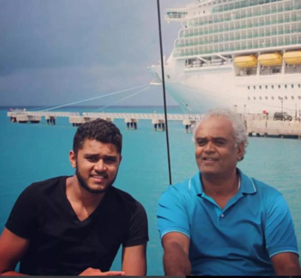 Savji Dholakia: Surat's Richest Man, Gifted Cars To Employees, Sent His ...