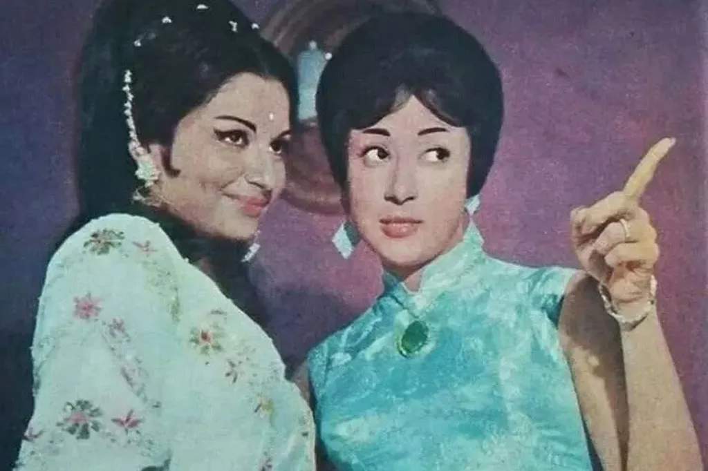 Mala Sinha Allegedly Slapped Sharmila Tagore During 'Humsaya', Later ...