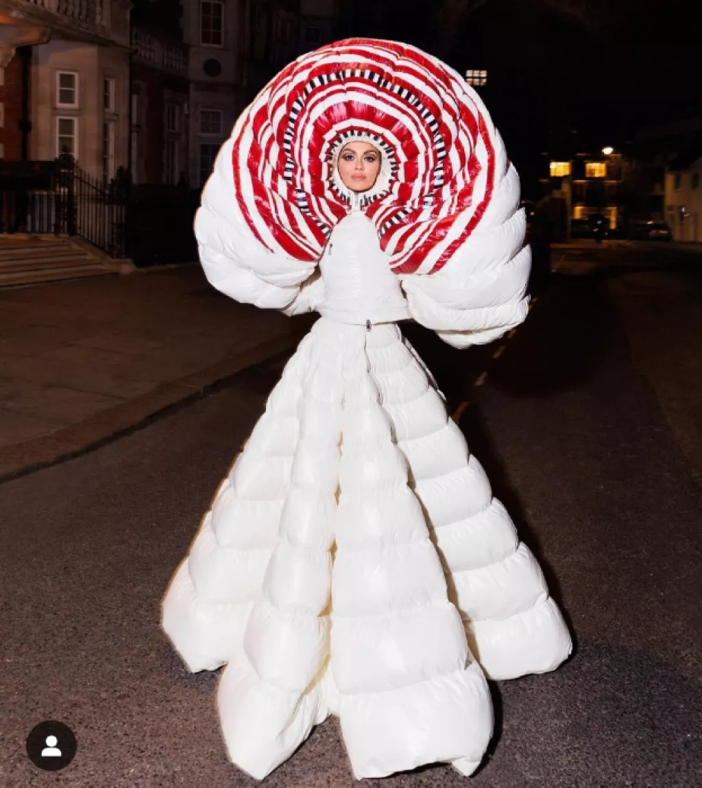 15 Unique Custom-Made Designer Outfits Of Natasha Poonawalla That ...