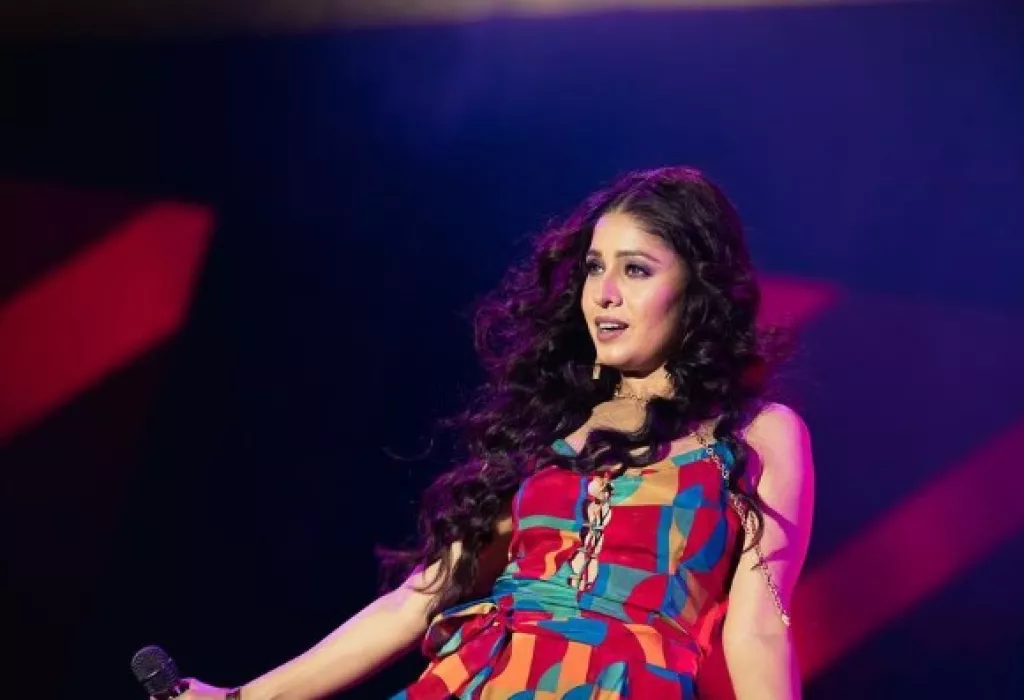 Sunidhi Chauhan Began Career At 4, Disowned By Parents At 18 For ...