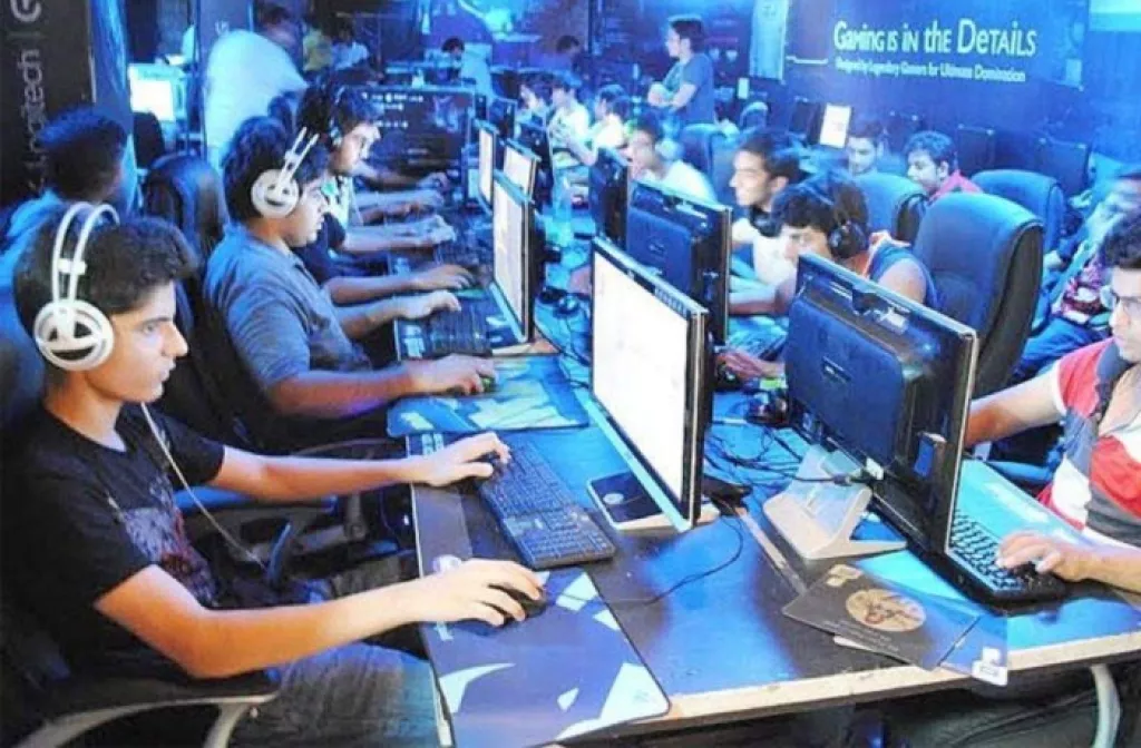 Indian Gamers With Net Worth In Crores: Techno Gamerz, Mortal, Dynamo ...