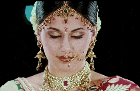 10 Different Styles and Shapes of Bindi That Every Bride Must Have In ...