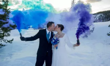 20 Real Wedding Pictures That Will Tell You Why Smoke Bombs Are The ...