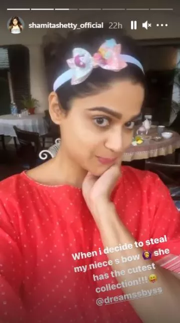 Shamita Shetty Steals This From Her Niece Samisha Shetty's Wardrobe And ...