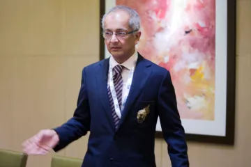 Juhi Chawla And Jay Mehta's Love Story: Unforeseen Tragedies Resulted ...