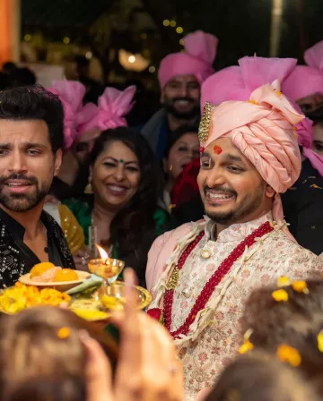 Paritosh Tripathi Ties Knot With Meenakshi Chand In Uttarakhand, Pankaj ...