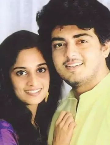 Ajith Kumar And Shalini Fell In Love After He Cut Her Wrist: Unusual ...