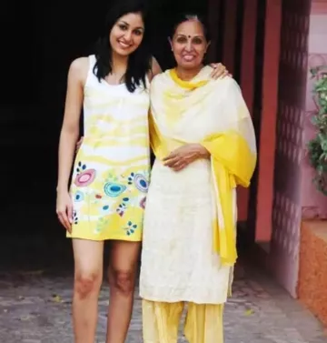 Actress, Pooja Chopra's Mom Reveals How Dad Never Accepted And Left ...