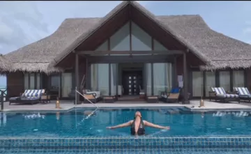 Sushmita Sen Enjoys An Exotic Vacation Amid The Sea, Raises The Heat In A Sexy Plunging Monokini