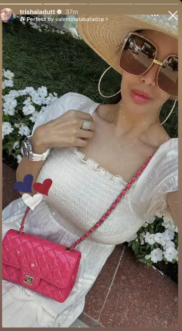 Sanjay Dutt's Daughter, Trishala Dons A Dress And Straw-Hat, Flaunts ...