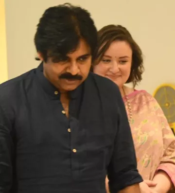 Pawan Kalyan's Story: Married To A Russian After Two Failed Marriages ...