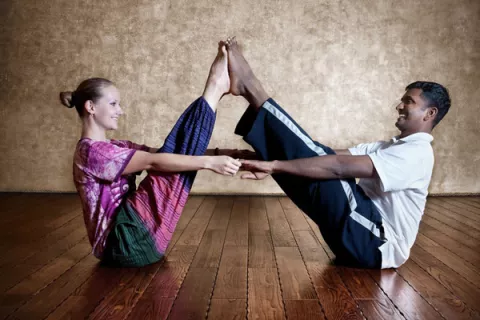 7 Amazing Reasons Why Partner Yoga Is Great For Your Relationship