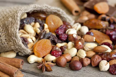 8 Tasty Snacks To Satisfy Your Sweet Tooth While On A Diet