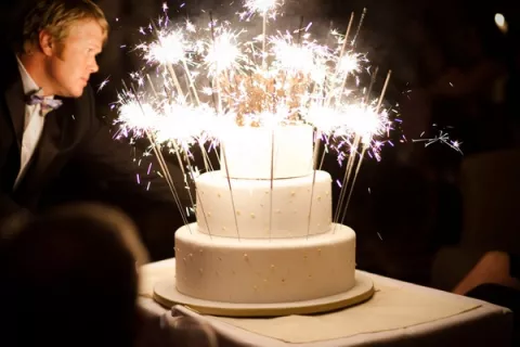 9 Simply Unique And Amazing Ways To Add Sparklers In An Indian Wedding