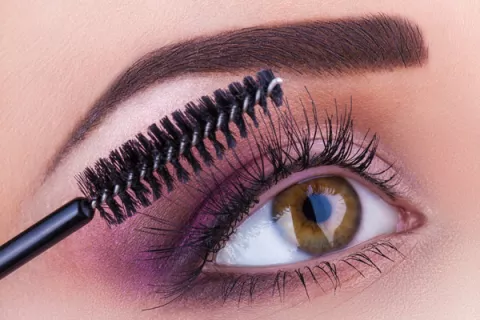 Eye Shadow Hacks That Will Make Your Eyes Look Prettier Than Ever