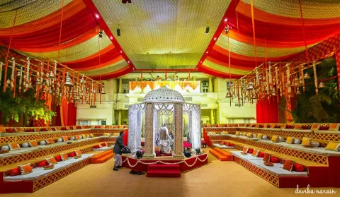 6 Inspirational Mandap Photos You Must Show To Your Wedding Planner