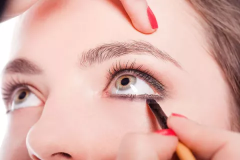 15 Eyeliner Mistakes You Are Making Without Even Realising Them
