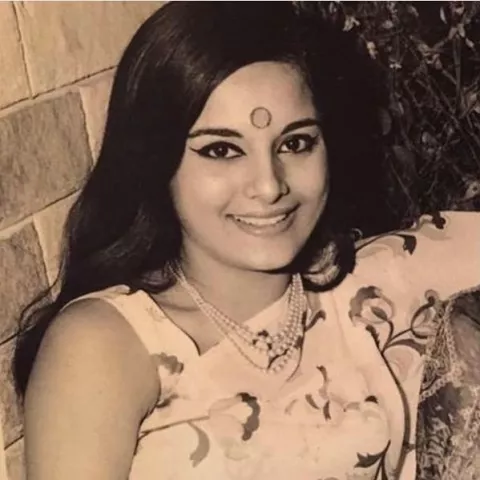 Shatrughan Sinha Poonam Sinha Reena Roy Bollywood Most Controversial ...