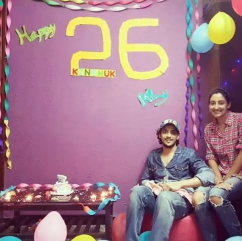 Shivya Pathania Gave A Beautiful Surprise To Boyfriend Kinshuk Vaidya ...