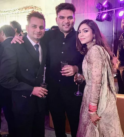 Alka Yagnik's Daughter Syesha Kapoor Ties The Knot With Fiance, Amit ...