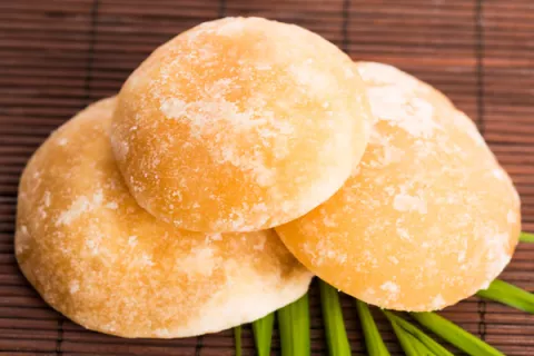 5 Amazing Beauty Benefits Of Jaggery You Didn't Know