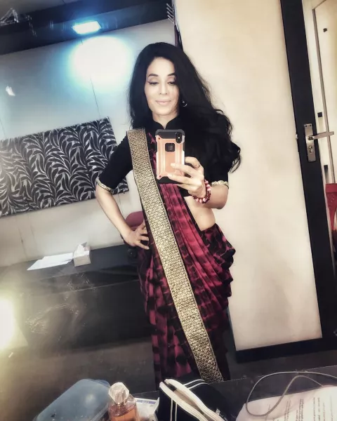 Mreenal Deshraj Of 'Ishqbaaaz' Fame Reveals She Dated Five Men But ...