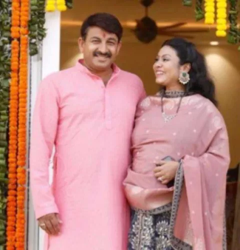 Manoj Tiwari Announces The Name Of His Newborn Daughter, He Is No More ...