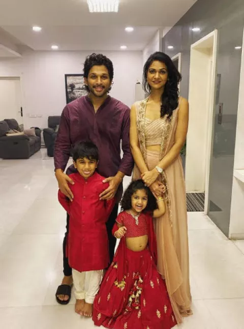 Allu Arjun's Daughter, Allu Arha Looks Super Stylish, Flaunts Her ...