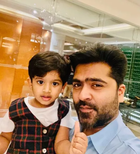Trisha Krishnan's Rumoured Beau, Simbu's Photo With His Nephew From His ...