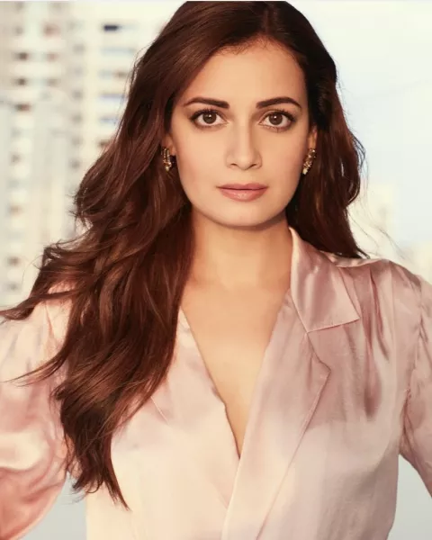 Dia Mirza's German Father Gave All His Belongings To Her Step-Brother ...