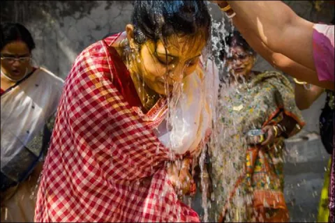 Bengali Wedding Traditions: From Pre-Wedding 'Aadan Pradaan' To Post ...