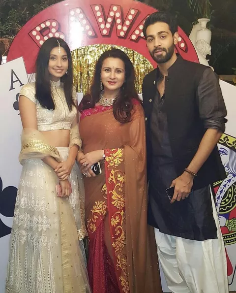 Poonam Dhillon's Tragic Love Life, Affair With A Married Man, Marriage ...