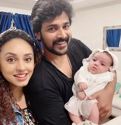 Pearle Manney With Daughter Nila Srinish