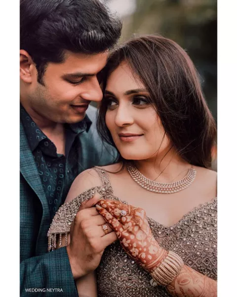 Beauty Influencer And Sabyasachi Bride, Bhavya Rathi Nailed The Look In ...