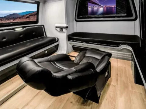 Allu Arjun's Vanity Van Falcon Worth Rs 7 Crores: From Futuristic ...