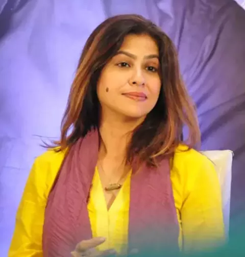 Meet Iravati Harshe Who Played Ranbir Kapoor's Mother In 'Shamshera ...