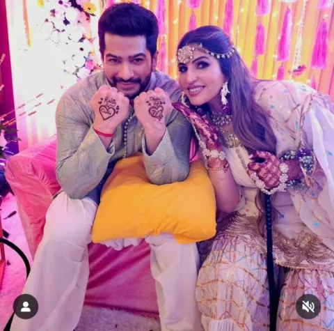 Amit Tandon And Wife, Ruby Renew Wedding Wows In An Intimate Ceremony ...