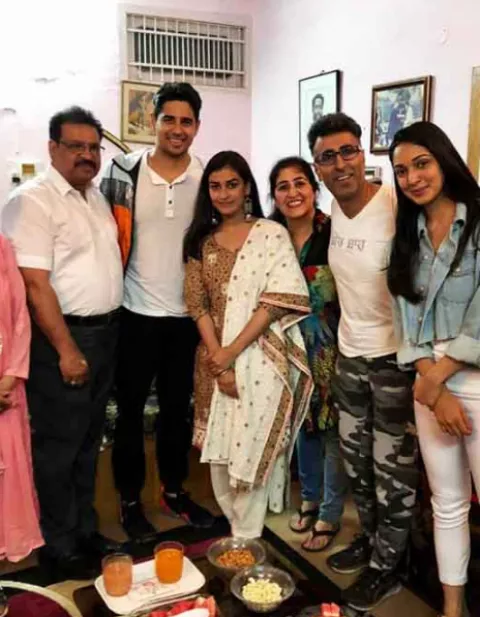 Vikram Batra's Brother, Vishal Recalls Getting Emotional Seeing ...