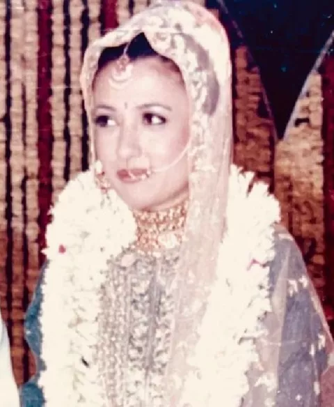 Mini Mathur Self-Designed Her Lehenga And Wore Nani's Vintage Jewellery ...