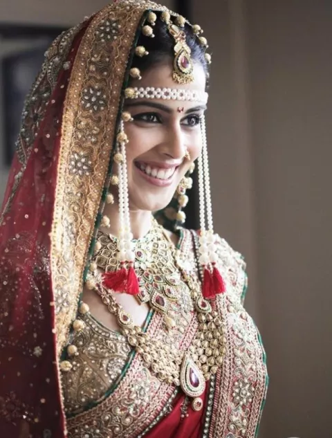 Genelia Deshmukh To Neha Pendse, Celebrity Brides Who Donned A ...