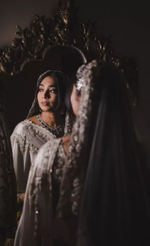 16 Brides Who Paired Their Saree With Pretty 'Dupattas': From Long ...