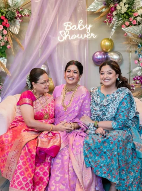 Tanushree Dutta Shares Her Intuition Of Sister, Ishita Delivering A ...