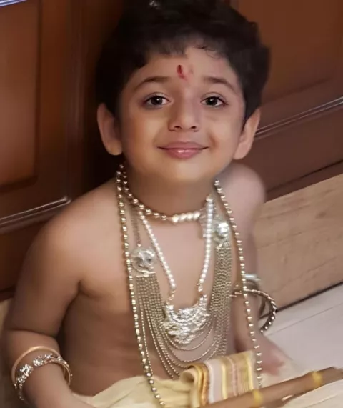 Rupali Ganguly Drops Unseen Pics Of Son On Janmashtami, Little Rudransh ...