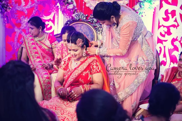 The Wedding Journey Of A Marwari Bride Is Loaded With Fun, Beautiful ...