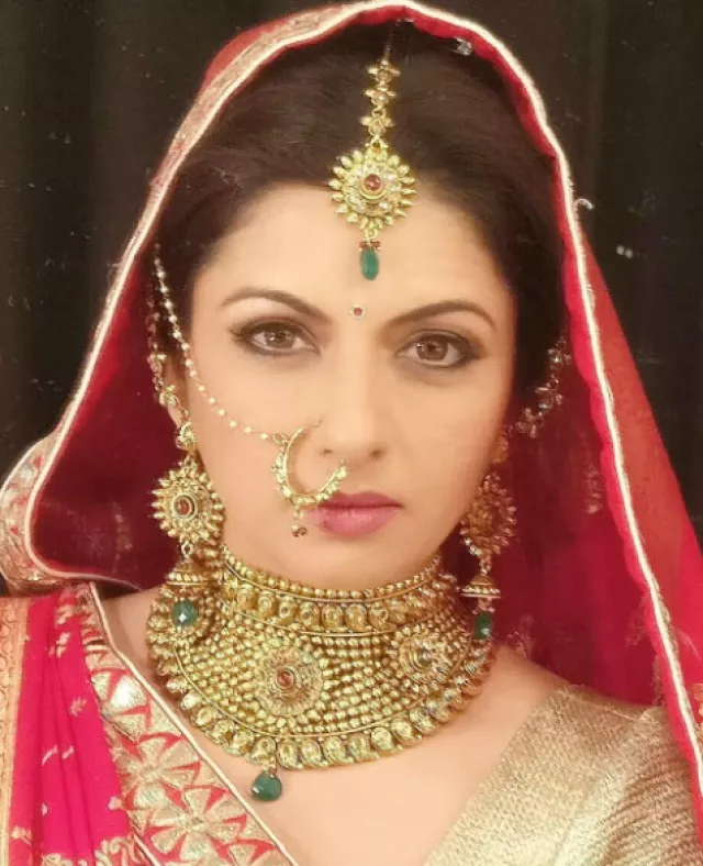 Bhagyashree's Love Story With Himalaya Dasani: Ran Away From 'Royal ...