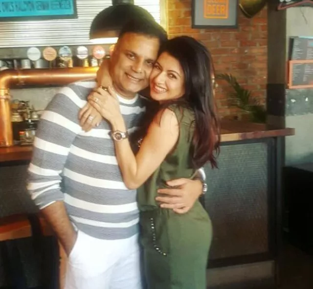 Bhagyashree's Love Story With Himalaya Dasani: Ran Away From 'Royal ...