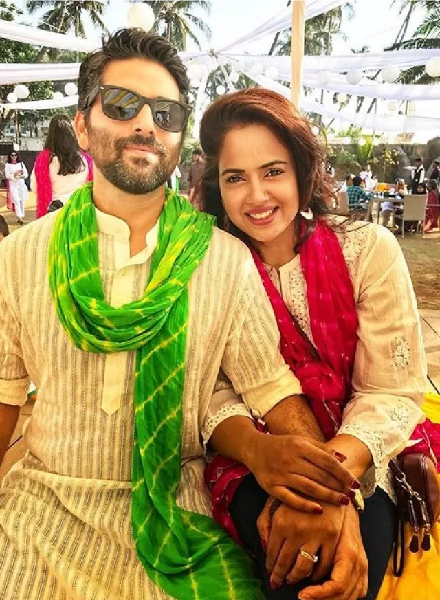 Sameera Reddy And Akshai Varde Love Story: An Affair On Motorcycles To ...